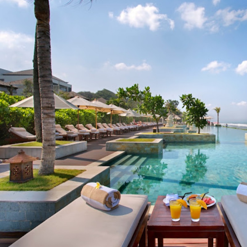Seminyak Beach Resort & Spa Bali – 7 Night Stay – Sorpresa